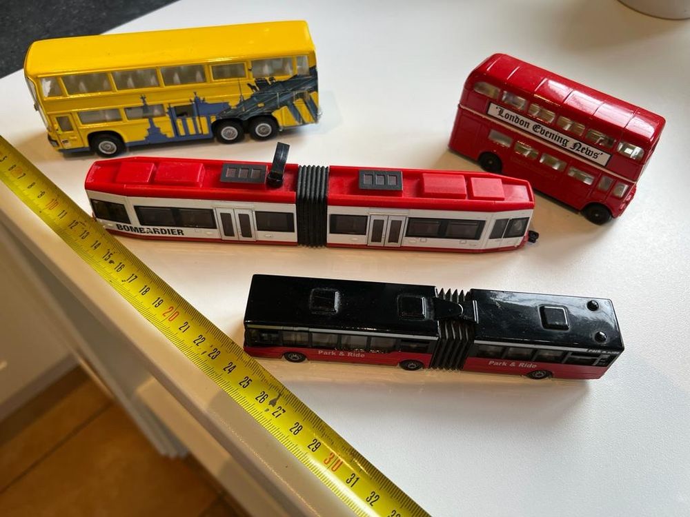 Siku-Tram und Bus (Neu (gemäss Beschreibung)) in Adliswil für CHF 26 ...