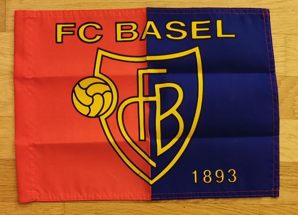 FC Basel Fahne (Neu (gemäss Beschreibung)) in Emmenbrücke für CHF 14 ...