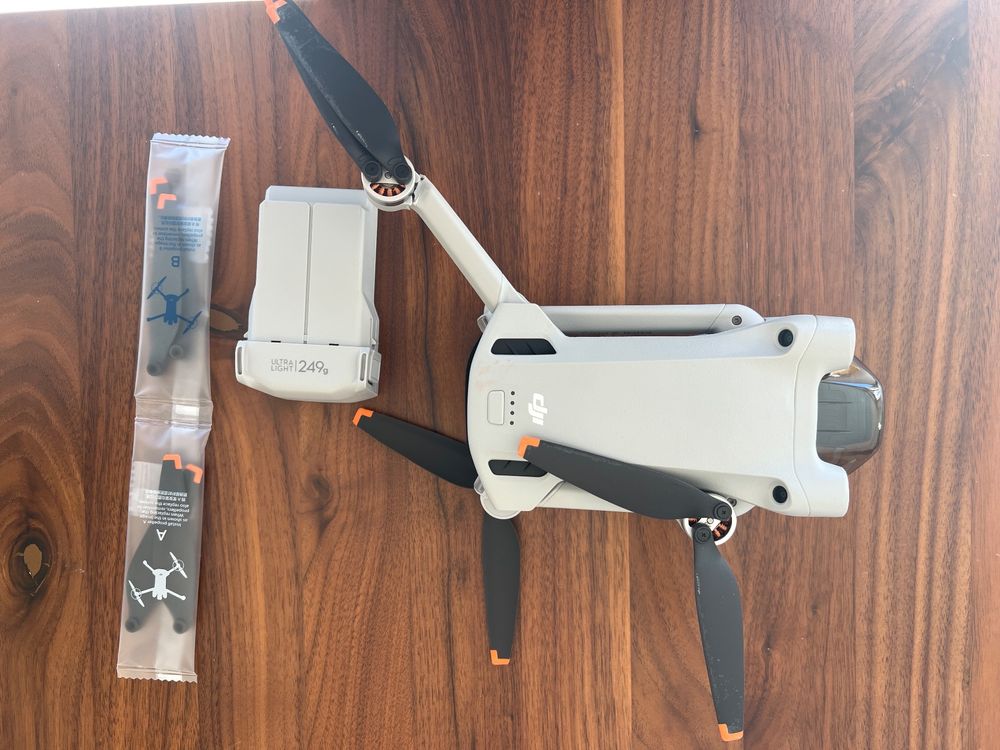 Dji mini 3 Pro (Broken Arm) (Defekt) in Luzern für CHF 315 – mit ...