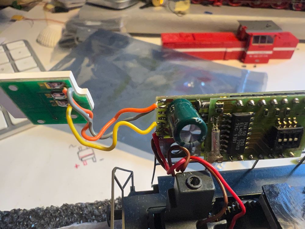 Märklin Decoder zu SBB Am 842 33642 (Delta 4Dip) (Gebraucht) in ...