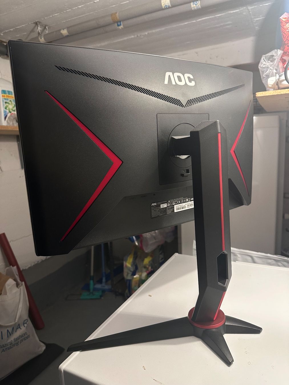 AOC Curved Gaming Monitor (Gebraucht) in Schneisingen für CHF 100 – nur ...