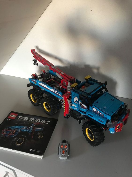 Lego Technic Allrad-Abschleppwagen 42070 (Gebraucht) in für CHF 80 ...