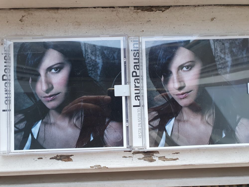 Laura Pausini Resta In Ascolto And Escucha Cd Kaufen Auf Ricardo