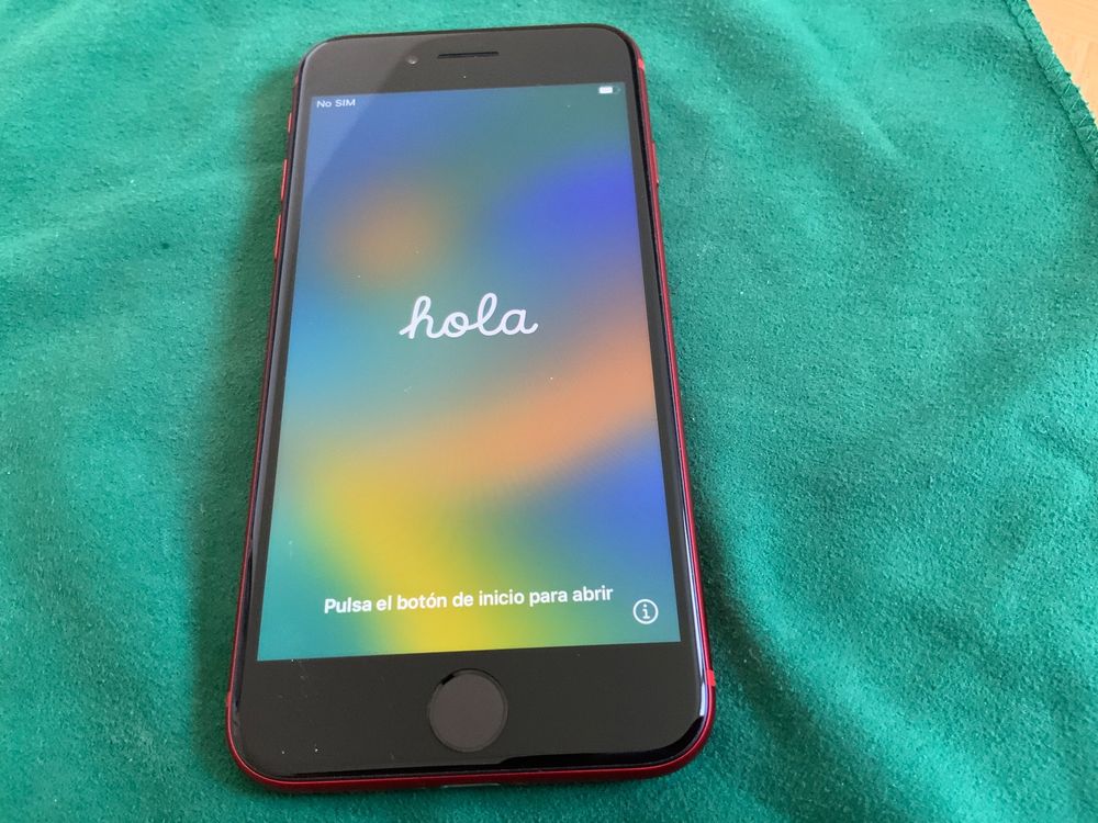 IPhone SE (2020) red 128 GB (Gebraucht) in Oberwil BL für CHF 255 – mit ...