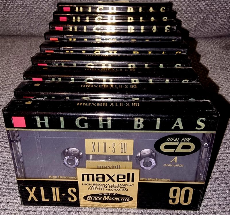 MAXELL"XLII-S90 BLACK MAGNETITE 90" de 1994 (Neu und originalverpackt) in LAUSANNE für CHF 11 ...