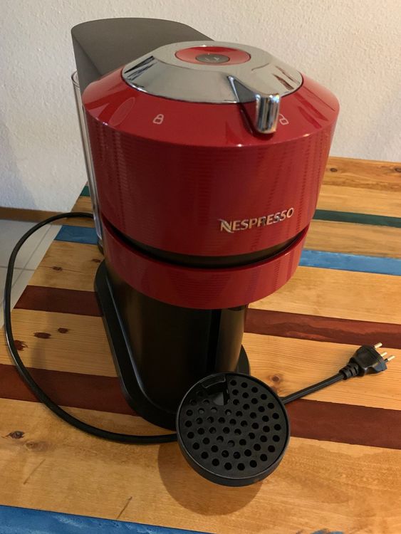 Nespresso Vertuo Maschine rot (Gebraucht) in für CHF 25 – mit Lieferung ...