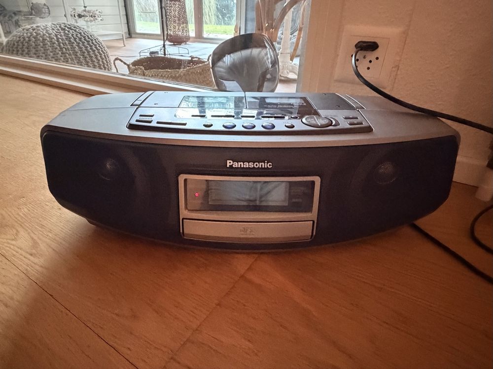 PANASONIC RX-ED55 Portabler CD / Tapedeck Spieler (Gebraucht) in ...