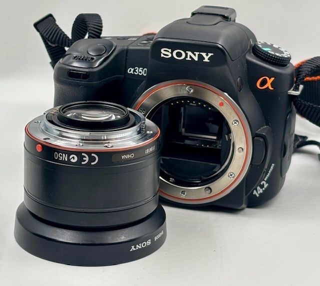 Sony DSRL-A350 / Alpha 350 + Sony AF 50mm 1.4 + 55-300mm DT (Gebraucht ...