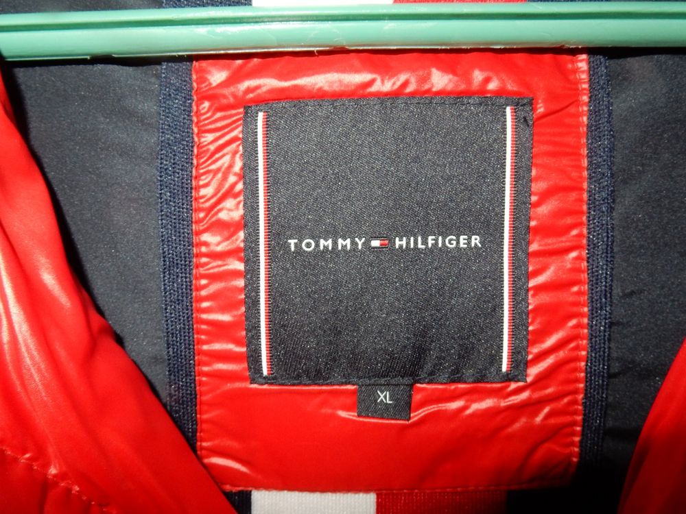 Daunenjacke TOMMY HILFIGER, Gr. XL | Kaufen auf Ricardo Daunenjacke TOMMY HILFIGER, Gr. XL | Kaufen auf Ricardo