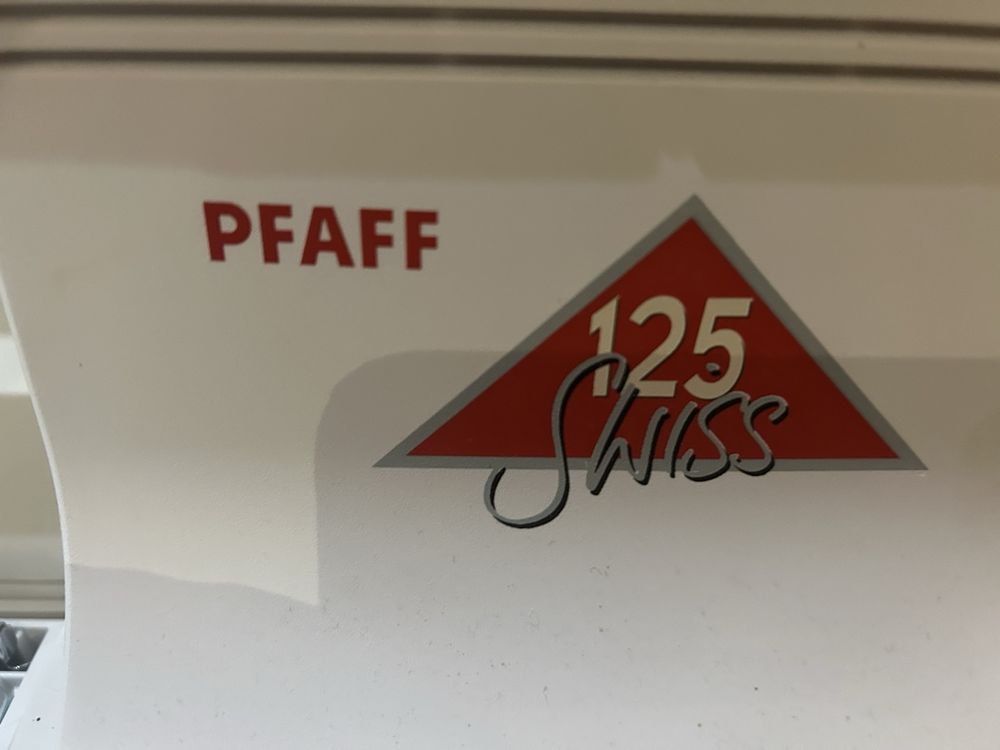 Pfaff Nähmaschine, Tiptronic 6270 (Gebraucht) in Jona für CHF 170 – nur ...
