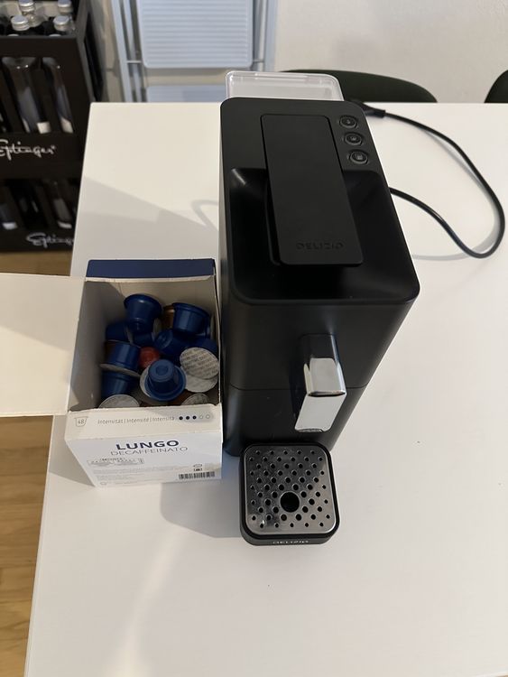 Delizio Carina Coffeemachine & Tabs (Gebraucht) in Lenzburg für CHF 25 ...