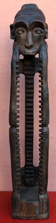 Alte grosse Afrikanische Holz Skulptur (Gebraucht) in Root für CHF 55 – mit Lieferung auf ...