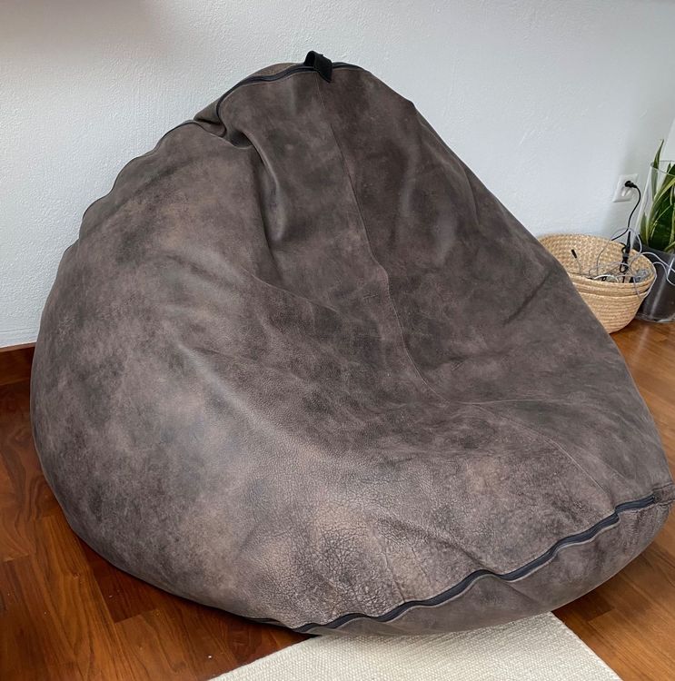 Luxuriöser Leder Sitzsack von TWILS | Kaufen auf Ricardo