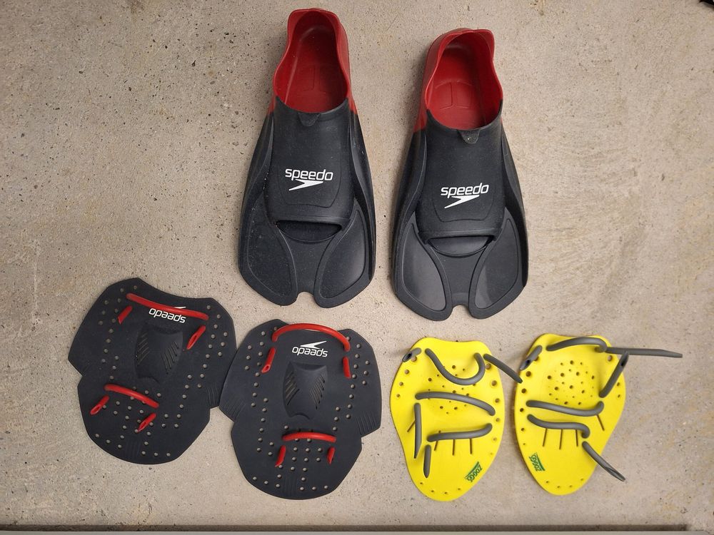 Speedo Swimflossen Schwimmen Training Zoggs Paddles | Kaufen auf Ricardo
