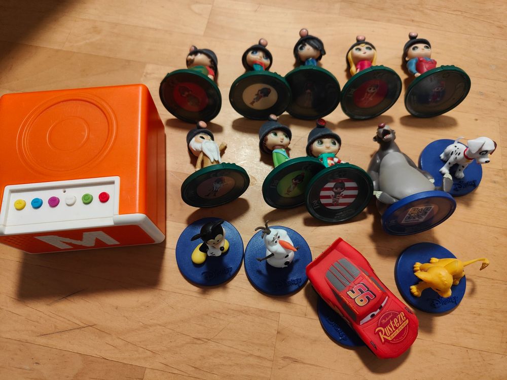 Story Mania Storybox inkl. 14 Figuren (Gebraucht) in Urdorf für CHF 38 ...