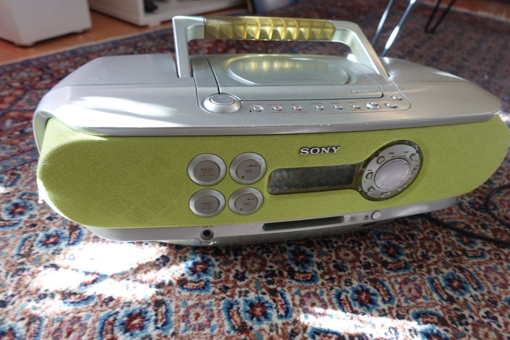 Sony ZS-M30 Minidisc Player/Recorder, CD Player, AM/FM Radio (Gebraucht) in Rietheim für CHF 105 ...