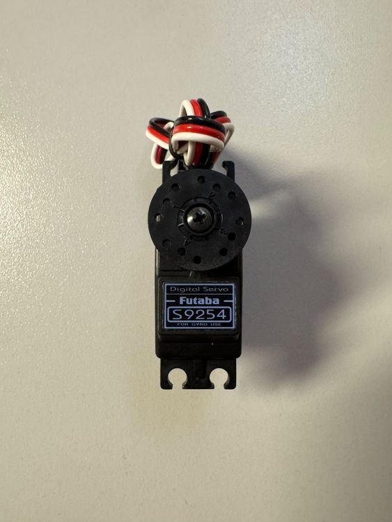 Futaba Servo S9254 Digital (Neu (gemäss Beschreibung)) in Oensingen für CHF 50 – mit Lieferung ...