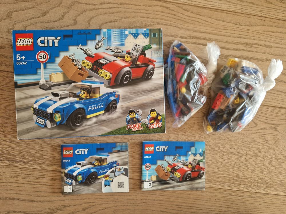 Lego City 60242 Festnahme auf Autobahn (Gebraucht) in Oberengstringen für CHF 20 – mit Lieferung ...