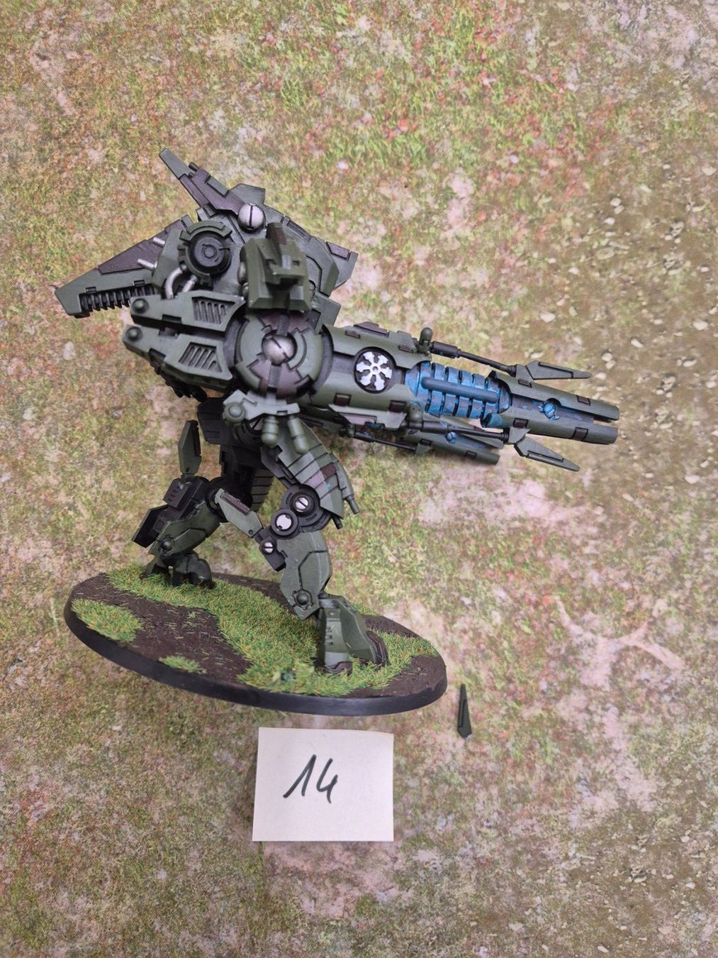 Tau XV107 R'Varna Battlesuit (Forge World) - Warhammer (Gebraucht) in ...