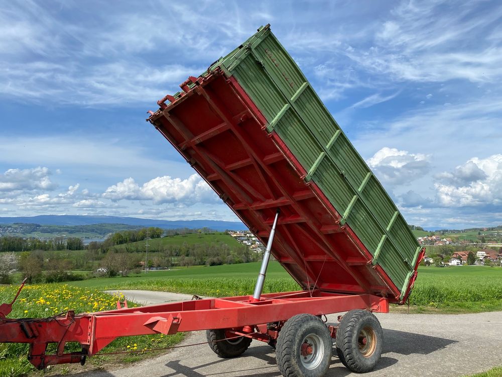 3 Seiten Kipper Landwirtschaft Gebraucht