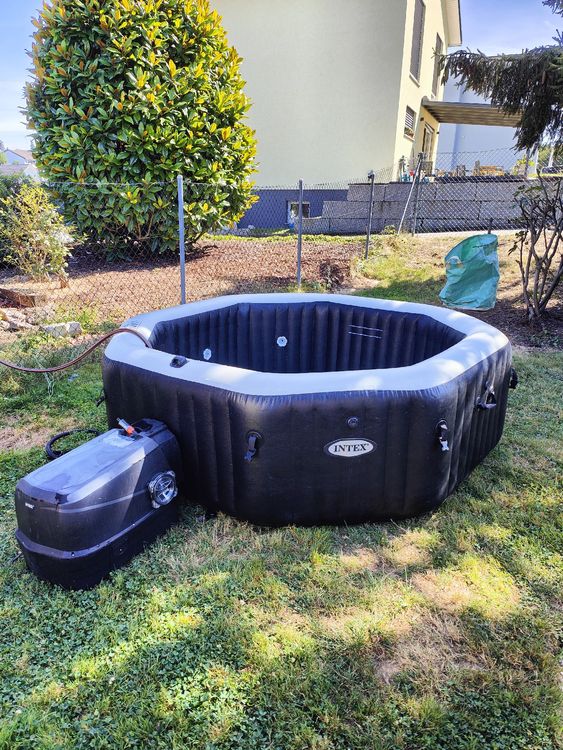 Intex Whirlpool pure spa für 6 Personen (Gebraucht) in Glattpark ...
