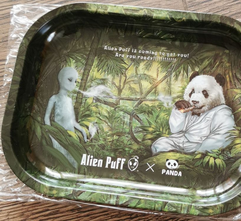 👽 Rolling Tray Alien Puff x Panda - Neu & Ungebraucht! (Neu und ...