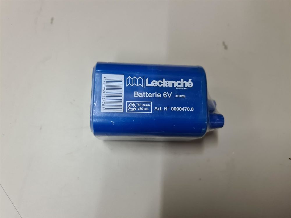 neue Leclanché Batterie 6V ab 1.- (Neu und originalverpackt) in Krinau ...