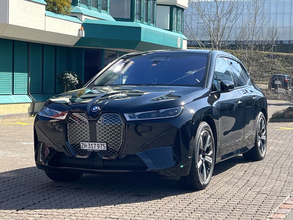 LEASING ÜBERNAHME BMW iX xDrive50. 23’500Km. Leas. Mt. 745.- (Gebraucht ...