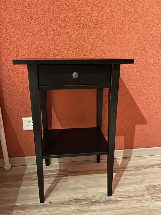 Ikea Hemnes Ablagetisch/Nachttisch (Gebraucht) in Effretikon für CHF 19 – nur Abholung auf ...