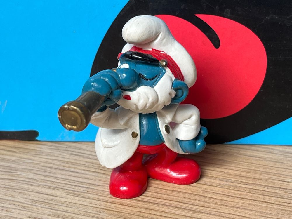 Papa Schlumpf als Kapitän (Gebraucht) in Lyss für CHF 5 – mit Lieferung ...