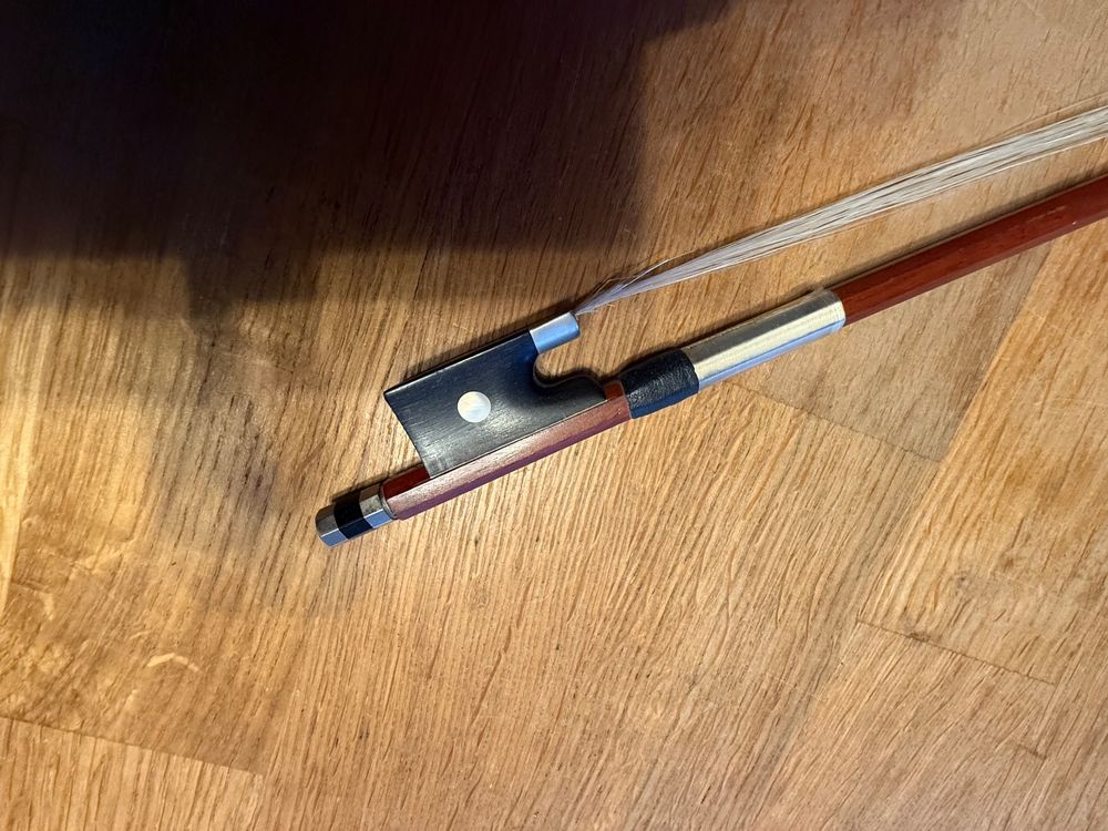 Kleiner Geigenbogen für Violine Geige Kindergeige (Gebraucht) in ...
