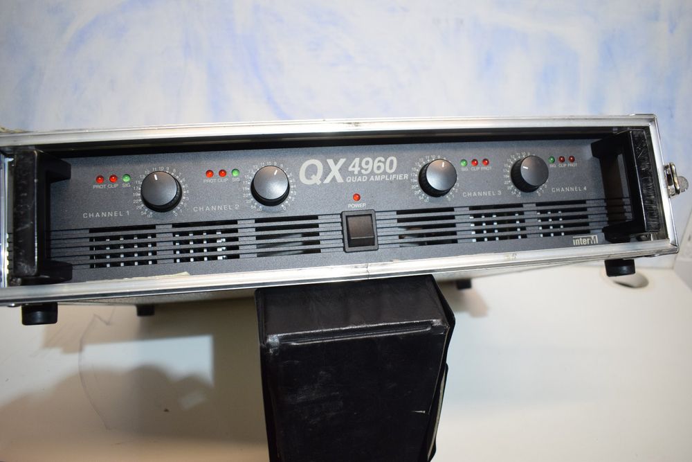 interM QX 4960 Quad Amplifier 4x 240 Watt | Kaufen auf Ricardo