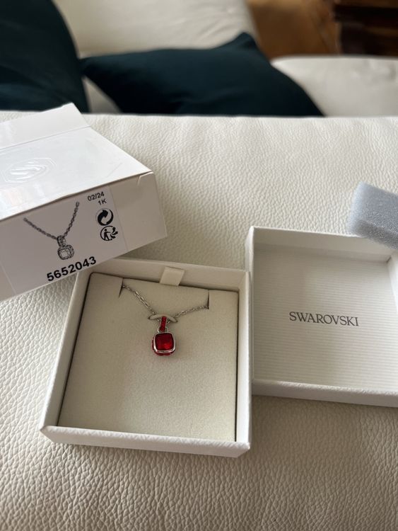 NEU Swarovski Kette Geburtsstein Juli (Neu und originalverpackt) in Zumikon für CHF 54 – mit ...