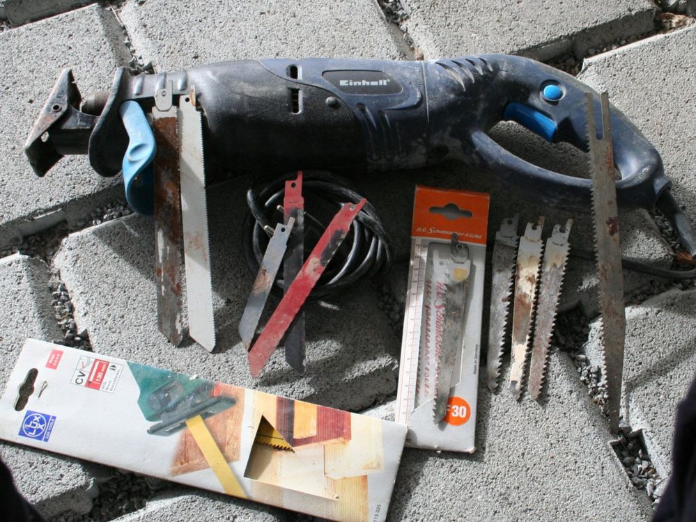 Universalsäge-Einhell Blue BT-AP 600 E+ 15 saegeblaetter (Gebraucht) in ...