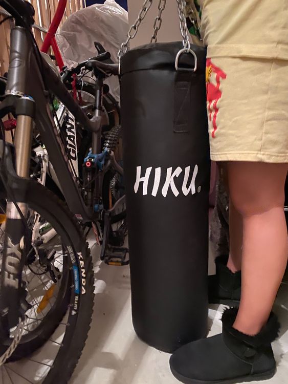 HIKU Boxsack 30KG 100Cm (Gebraucht) in für CHF 50 – nur Abholung auf ...