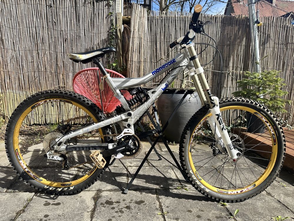 MONGOOSE Boot‘R Downhill Bike | Kaufen auf Ricardo