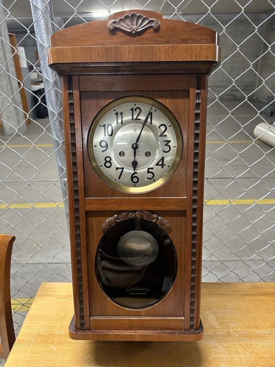 schöne antike Regulator Junghans Massivholz (Gebraucht) in Bolligen für ...