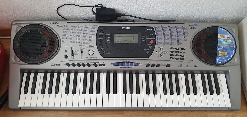 Casio CTK-671 Keyboard – guter Zustand, selten genutzt | Kaufen auf Ricardo