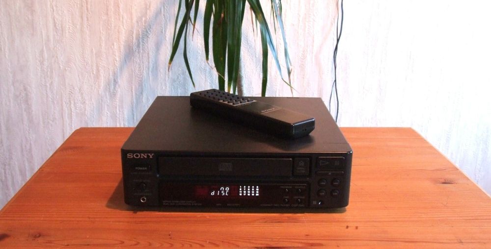 Sony CDP-S42 kleiner CD-Player mit Fernbedienung | Kaufen auf Ricardo