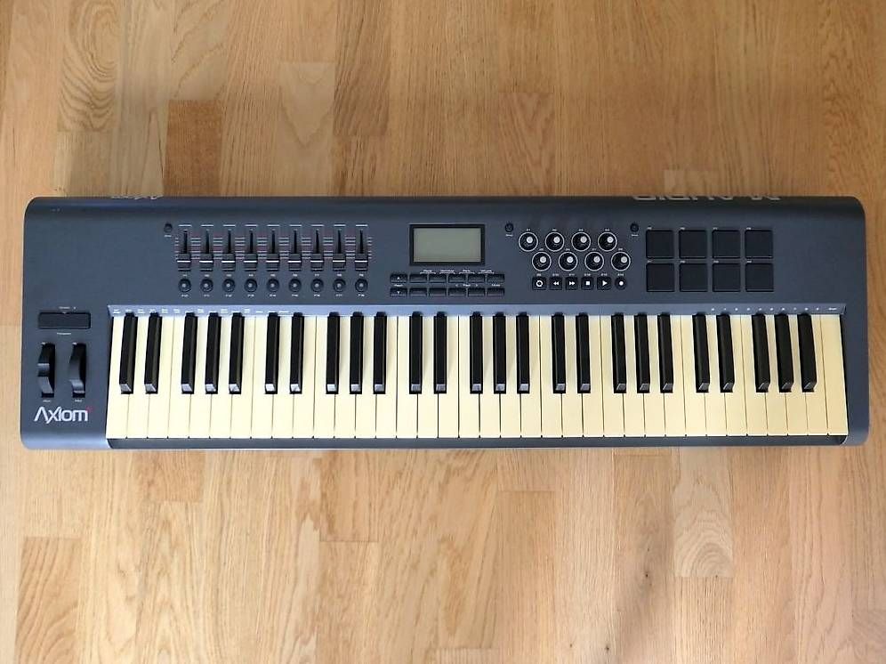 M-Audio Axiom 61 MIDI Controller Keyboard (Gebraucht) in Wetzikon ZH ...