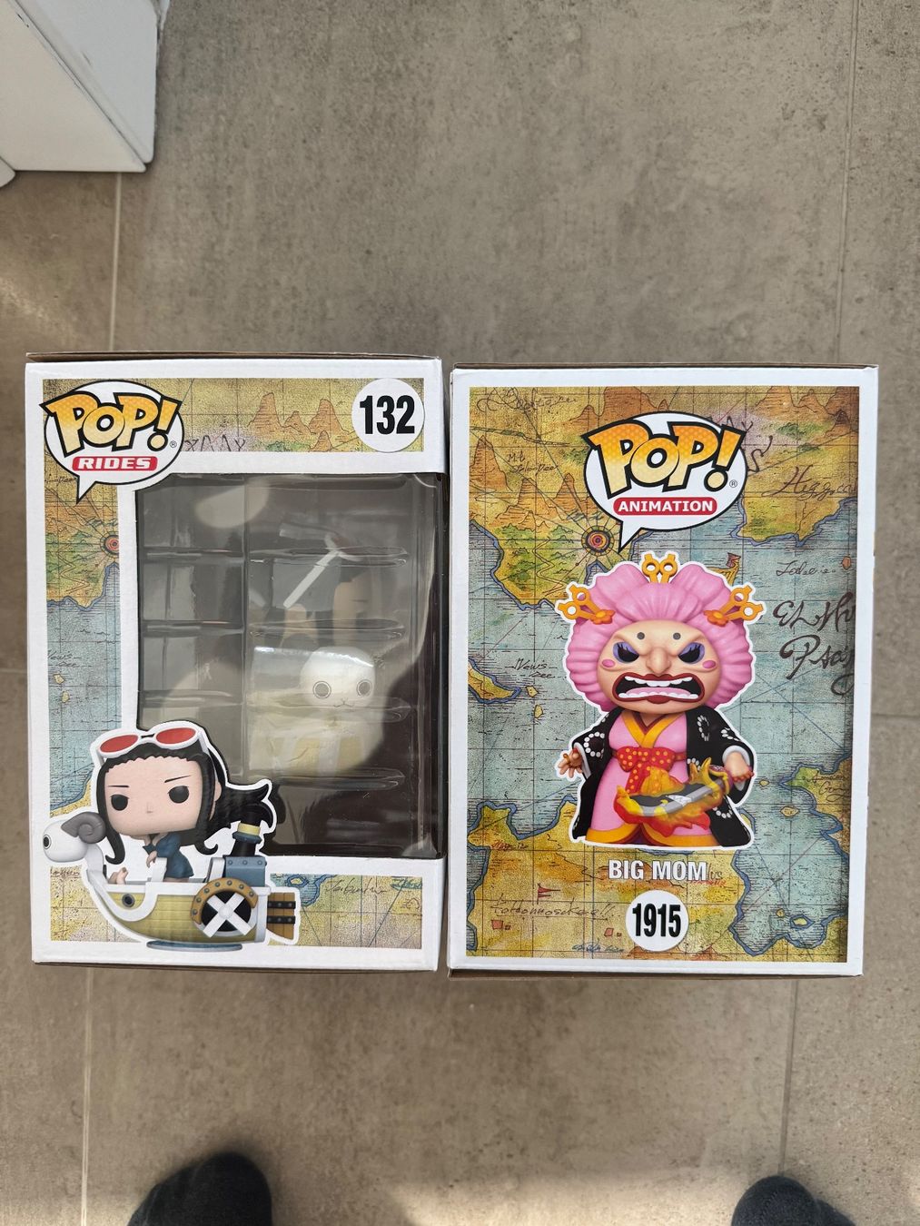 Funko Pop One Piece - Nico Robin with mini merry, Big Mom (Nuovo e nell ...