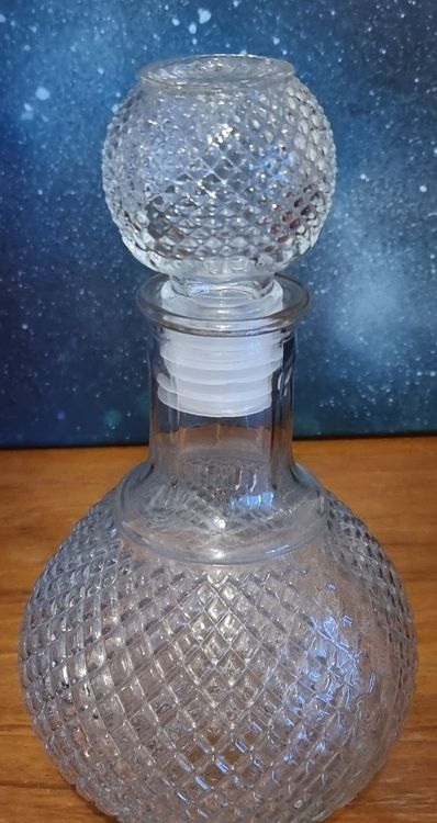 Vintage Glas-Karaffe mit Stöpsel - Elegantes Design (Gebraucht) in ...