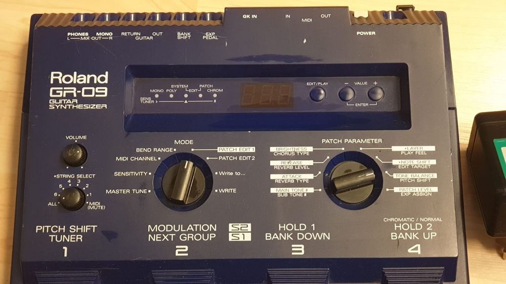 Roland GR09 guitar Synthesizer Rarität (Gebraucht) in für CHF 105 – mit ...