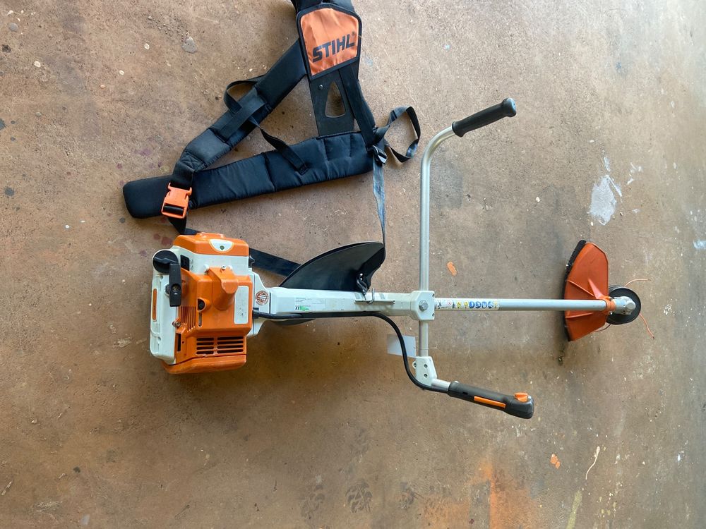Stihl Freischneider FS 550 (Gebraucht) in Buchs SG für CHF 360 – nur Abholung auf Ricardo kaufen