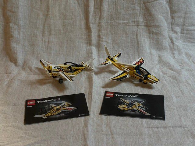 LEGO Technic 42044 - Düsenflugzeug 2x | Kaufen auf Ricardo