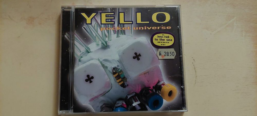 YELLO POCKET UNIVERSE | Kaufen auf Ricardo