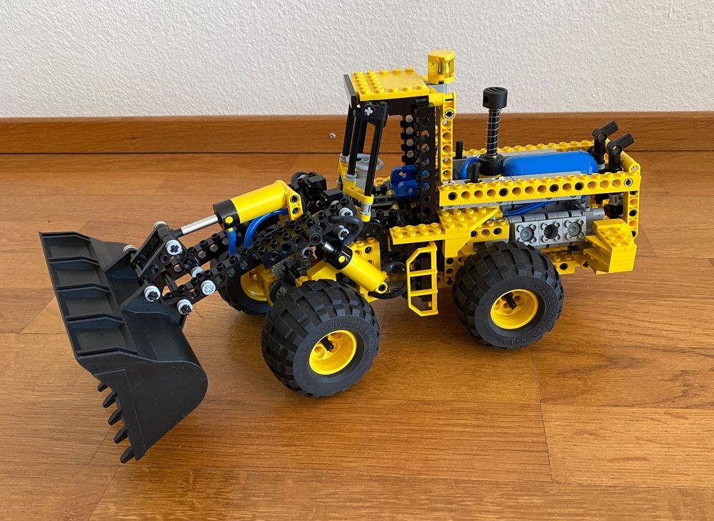LEGO Technic 8439 Bagger Frontlader Front End Loader kpl. (Gebraucht ...