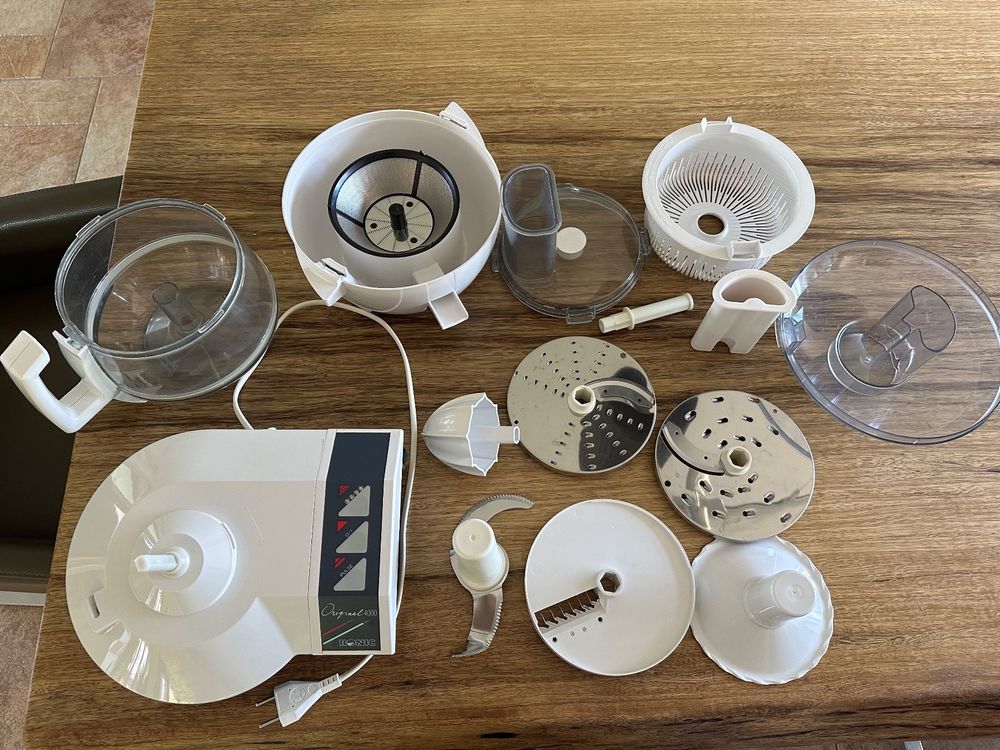 Ronic Küchenmaschine Original 4000 (Oskar) (Gebraucht) in Waltenschwil ...