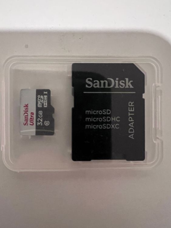 SanDisk Ultra 32GB microSD Card with SD Adapter Case (Gebraucht) in ...