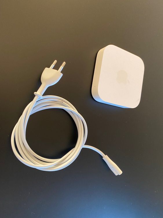 Apple Airport Express 2nd Generation | Kaufen auf Ricardo